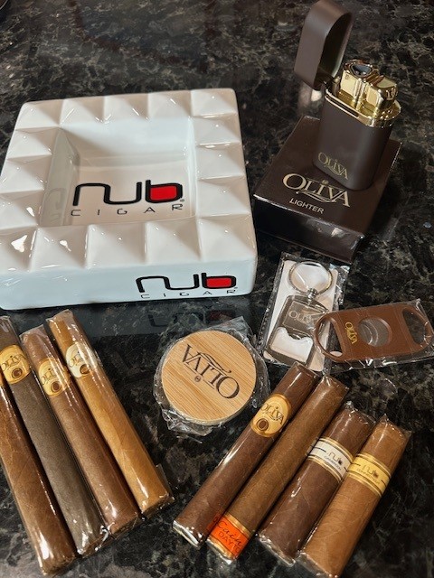 Smokin' Betty's Cigars: Oliva "Take it Slow" Gift Bundle